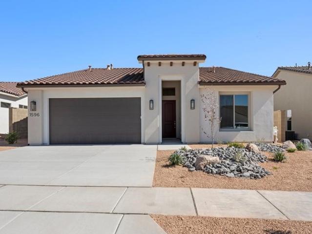 1596 N Ascent St Unit 144, Washington, UT 84780