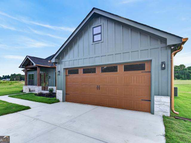 1596 Highway 113