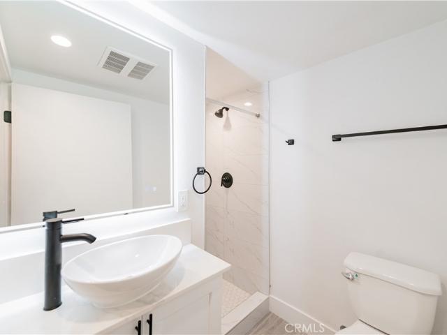 1596 W 36th Street