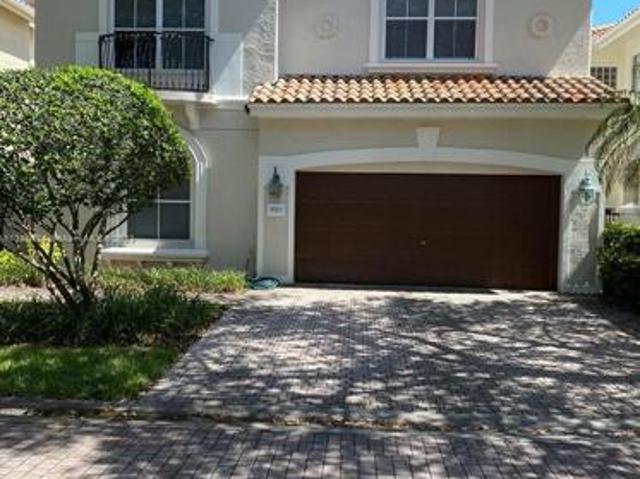 1597 Mariner Way, Hollywood, FL 33019
