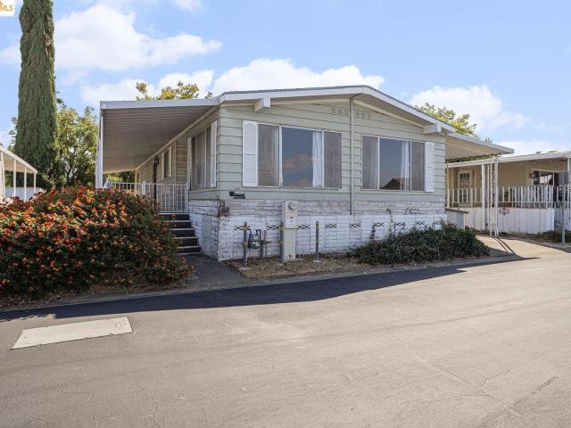 1597 Alamo Dr, Unit 150, Vacaville, CA 95687 | MLS #41111