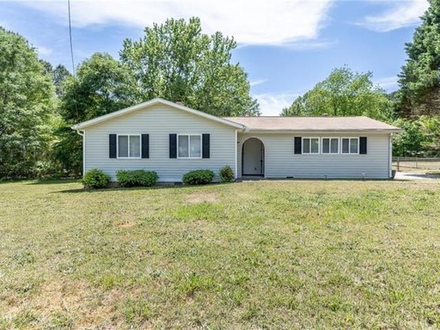 1597 Bennett Rd, Grayson, GA 30017