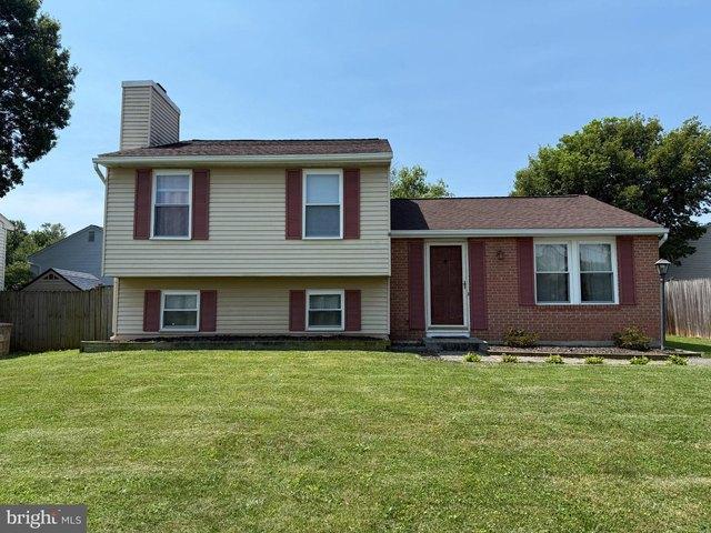 1597 Dogwood Dr, Frederick, MD 21701