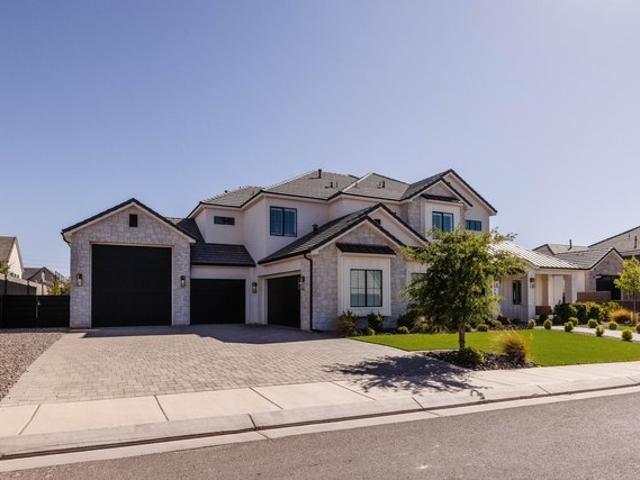 1597 W Belayer Dr, Saint George, UT 84770