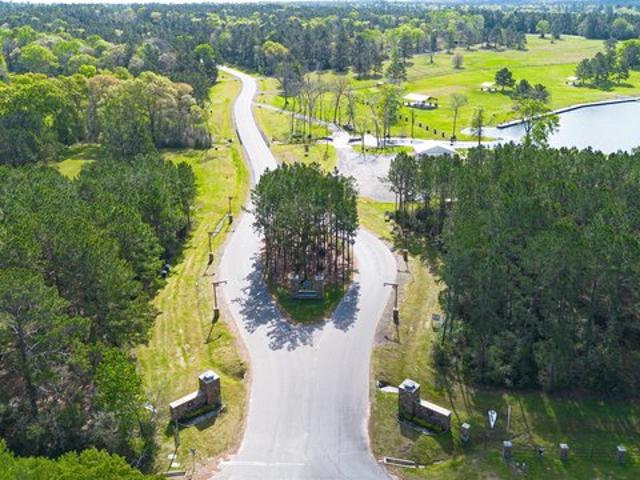 15982 Wood Grove Way, Willis, TX 77378