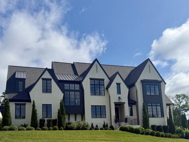 1598 Eastwood Dr, Brentwood, TN 37027