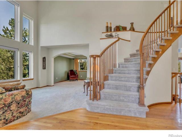 1598 Ridgeview Drive