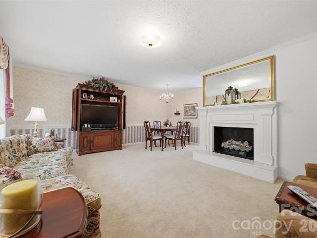 1599 Oakmont Drive