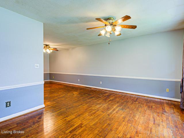 1599 Greenland Park Cir