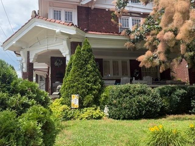 1599 Quarrier St Unit A, Charleston, WV 25311