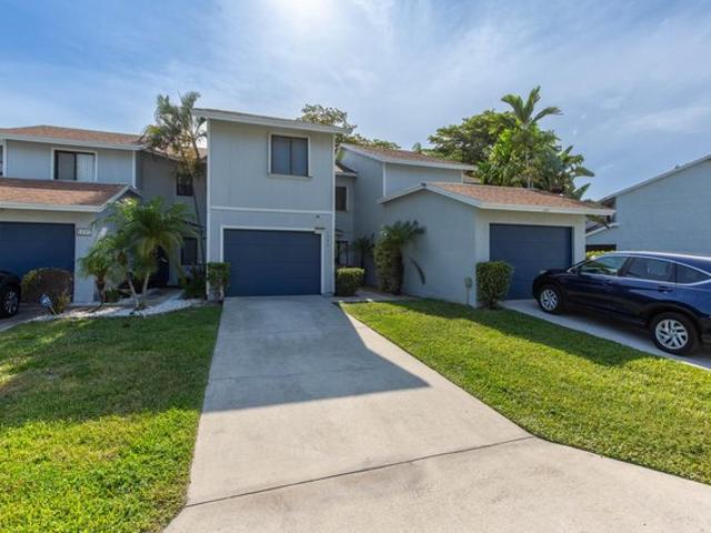 1599 Woodbridge Lakes Cir, West Palm Beach, FL 33406