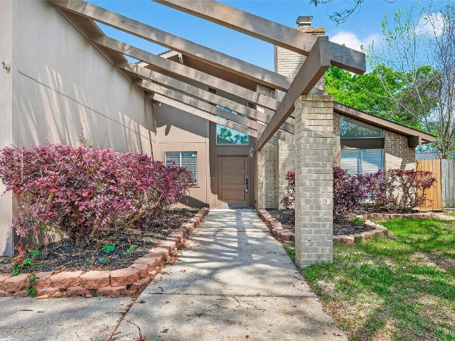 15903 Hickory Knoll Dr, Houston, TX 77059 | MLS #40600 | Compass