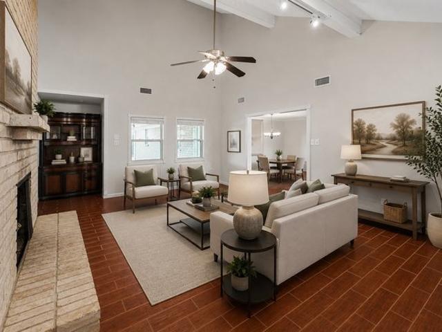 15903 Seven Springs Dr, Houston, TX 77084