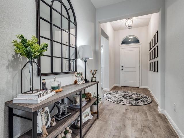 15901 Tottenhall Pass