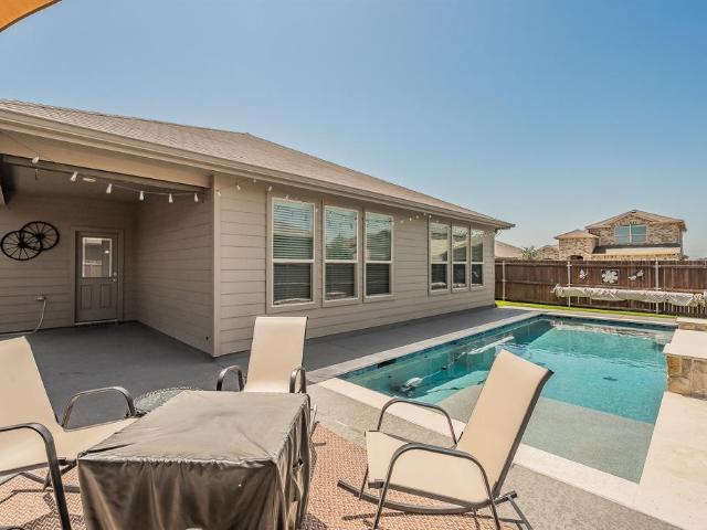 15901 Charing Cross Drive