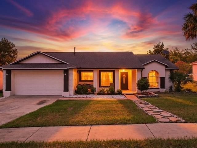 15904 Lake Orienta Ct, Clermont, FL 34711