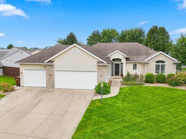 15905 Lebaron Ln, Huntertown, IN 46748