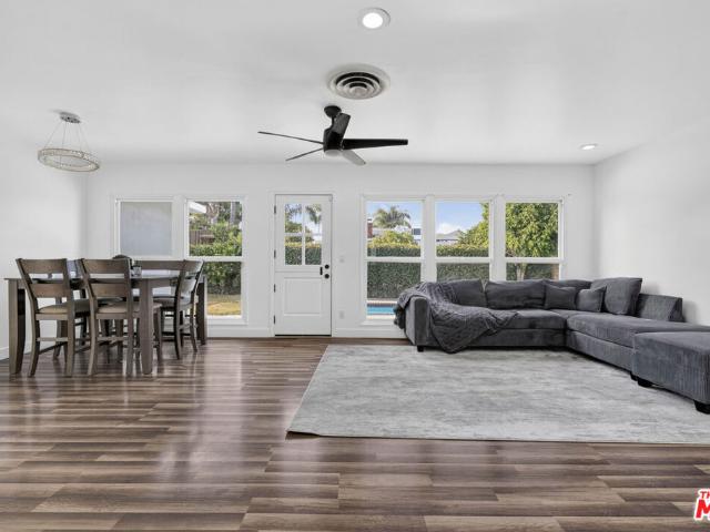15909 Vintage Street