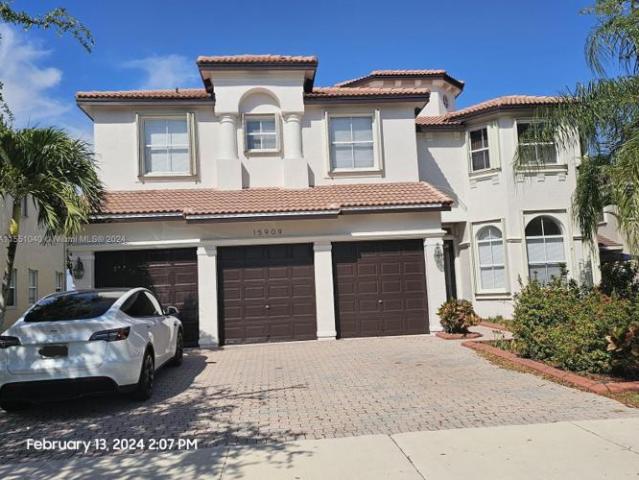 15909 SW 54th Ct, Miramar, FL 33027