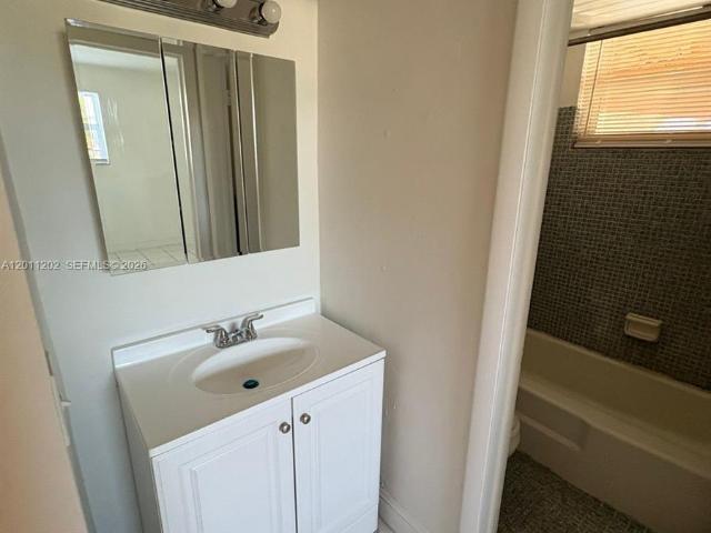 1590 NE 125th Ter, Unit 1, North Miami, FL 33161 | MLS #A12011