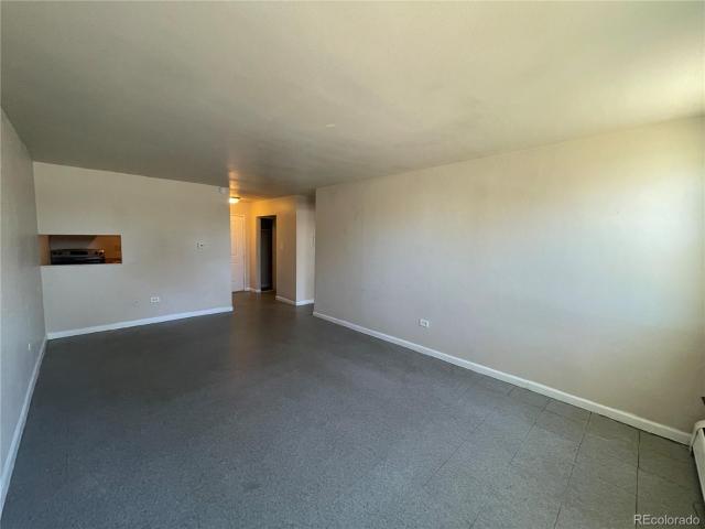 1590 Clinton Street # 4