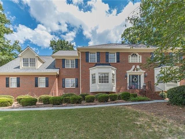 1590 Hickory Lake Dr, Snellville, GA 30078