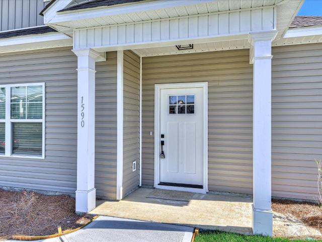 1590 Lee Beard Way