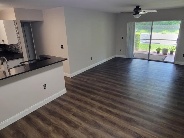 1590 S 42ND Cir, Unit 101, Vero Beach, FL 32967 | MLS #1075