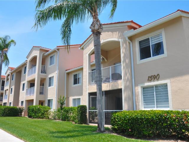 1590 S 42ND Cir, Unit 108, Vero Beach, FL 32967 | MLS #288056