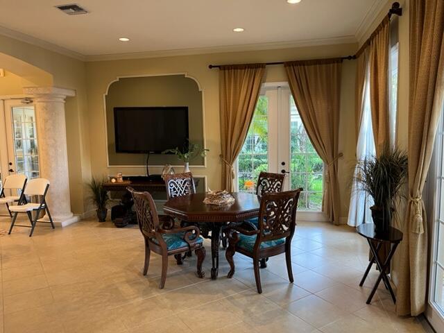 1590 S 42ND Cir, Unit 310, Vero Beach, FL 32967 | MLS #R11094 | Compass