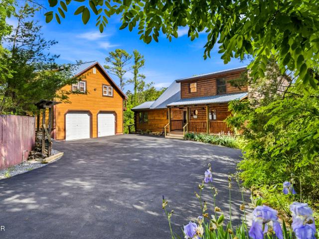 1590 Tranquility Trail