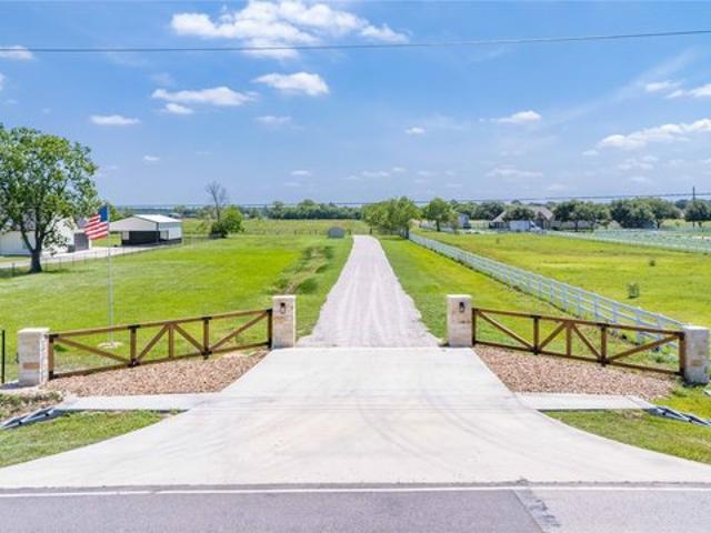 15910 Bohemian Hall Rd, Crosby, TX 77532