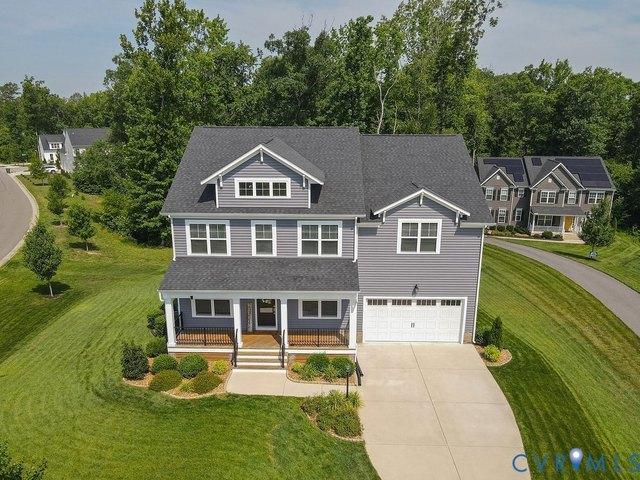15912 Scarlet Coat Dr, Moseley, VA 23120