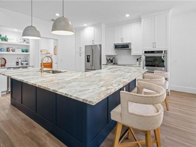 15917 Delasol Ln, Naples, FL 34110