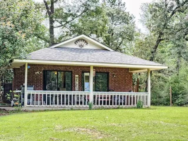 15915 Mckay Rd, Willis, TX 77378