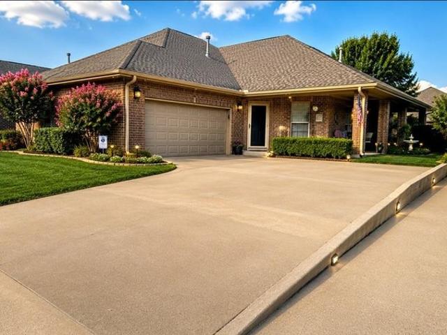 15916 Sonoma Ct, Edmond, OK 73013