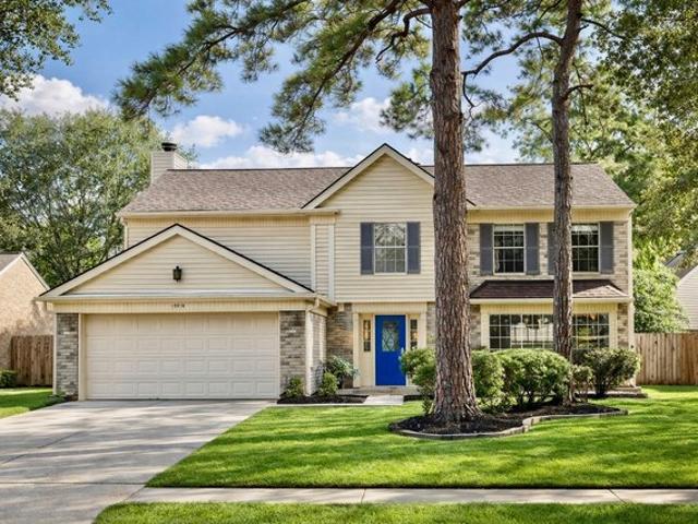 15918 Pinyon Creek Dr, Houston, TX 77095