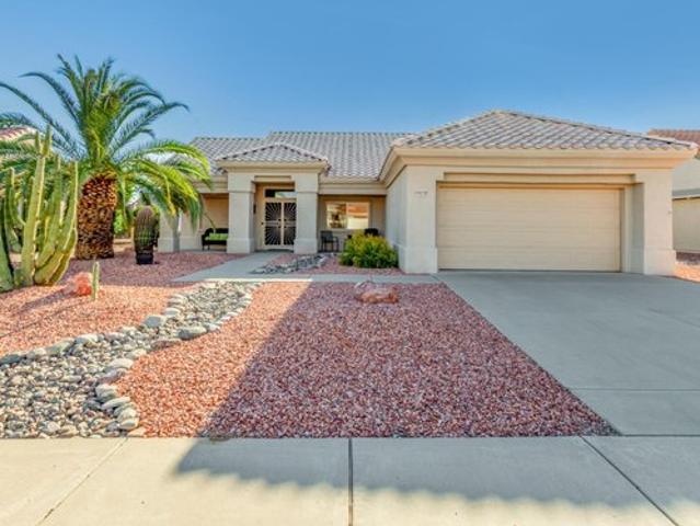 15919 W Falcon Ridge Dr, Sun City West, AZ 85375