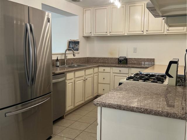15919 Alwood