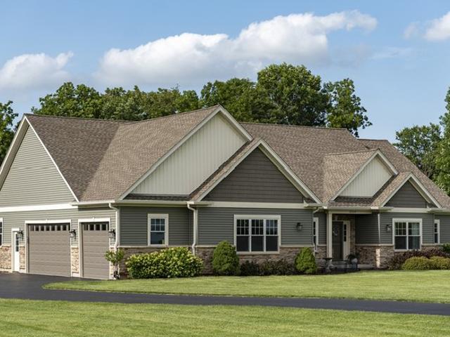 15919 Burr Oak Rd, Plano, IL 60545