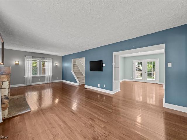 1591 Maywood Road