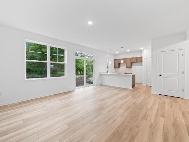 1591 Meadowview Ct