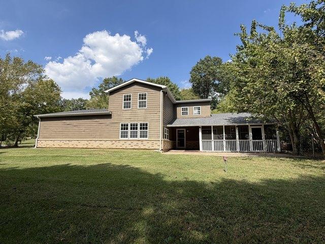 1591 N Reed Station Rd, Carbondale, IL 62901