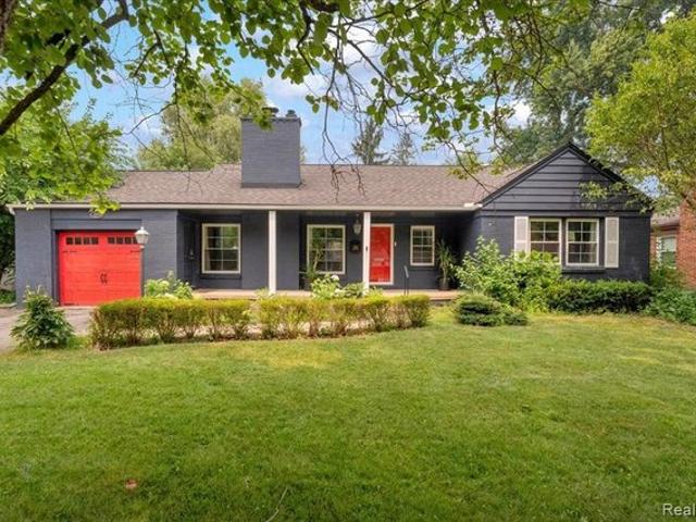 1591 E Maple Rd, Birmingham, MI 48009