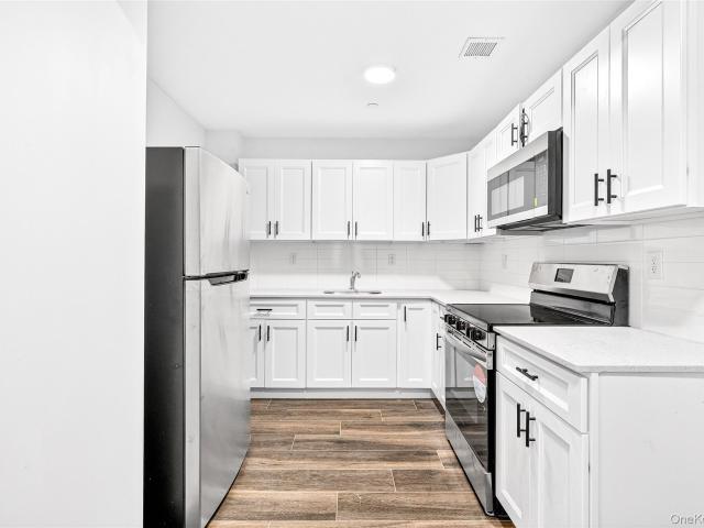 1591 Jesup Avenue 4a