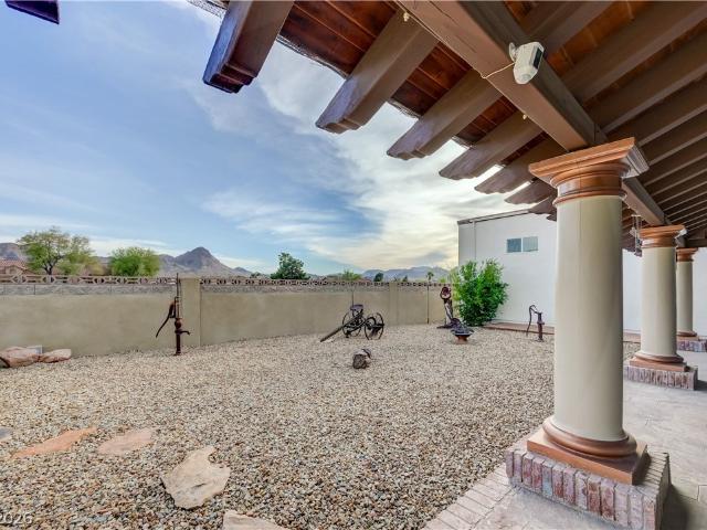 1591 Rocking Horse Dr, Henderson, NV 89002 | MLS #2766