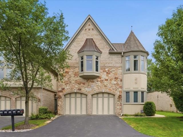 1591 S Paul Le Comte Ct, Palatine, IL 60067