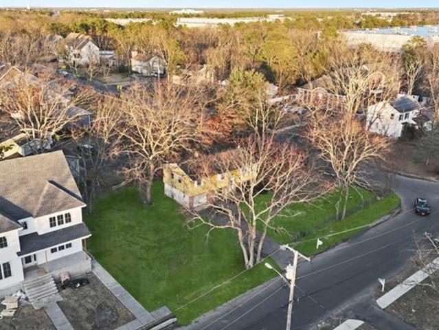 1591 Salem St, Lakewood, NJ 08701