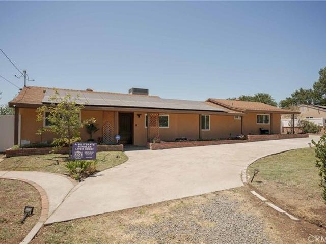 1591 W Persimmon St, Rialto, CA 92377