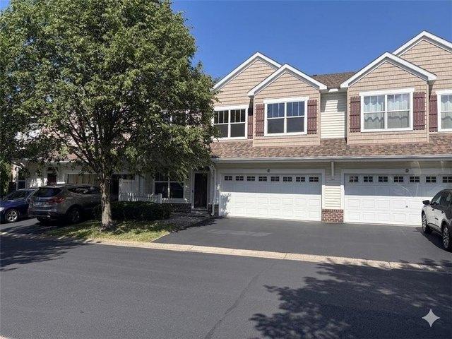 1591 Woodlynn Ave Unit 2, Maplewood, MN 55109